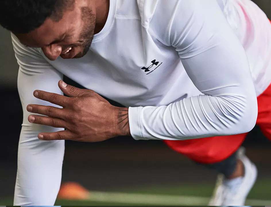 UA Men's Heatgear Armour Compression Long Sleeve | Under Armour